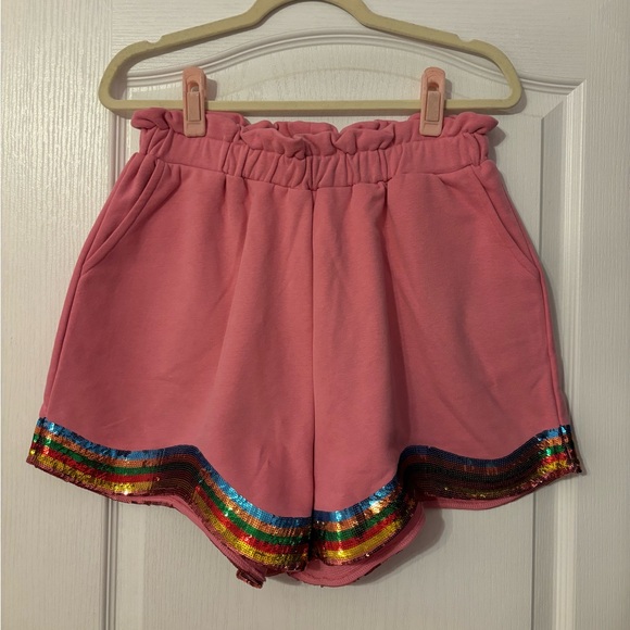 QUEEN OF SPARKLES | Shorts | Queen Of Sparkles Pink Rainbow Wavy Bottom ...
